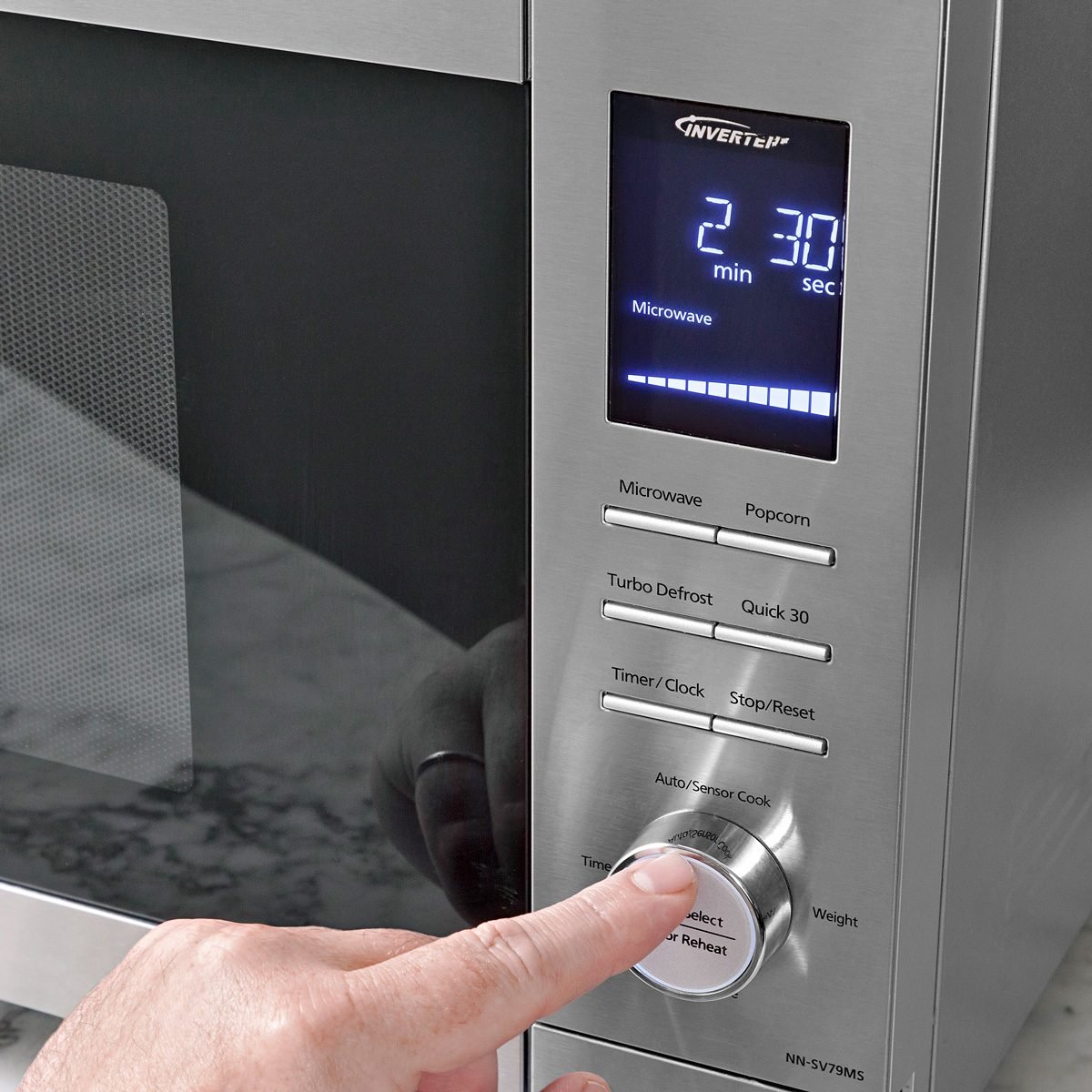 5 Foods You Should Never Microwave