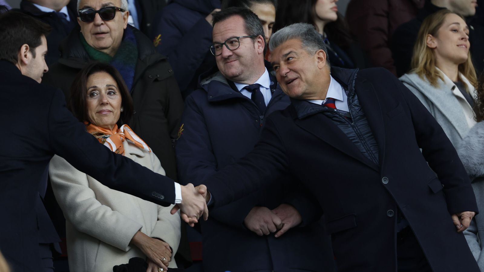 Por qué Florentino endosa a su única directiva el clásico femenino (y ...