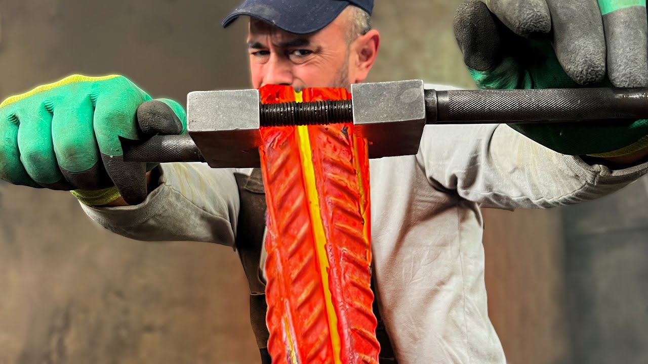 Sharp Knife Made from Rebar
