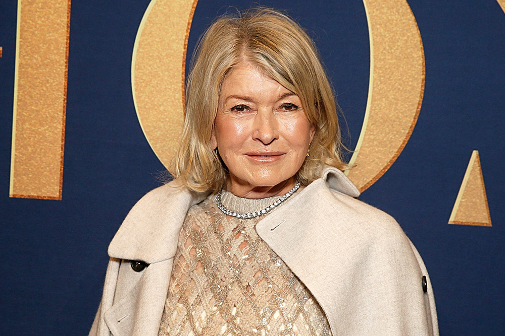 Martha Stewart Says She Was Asked to Host ‘SNL' After Prison but Parole ...