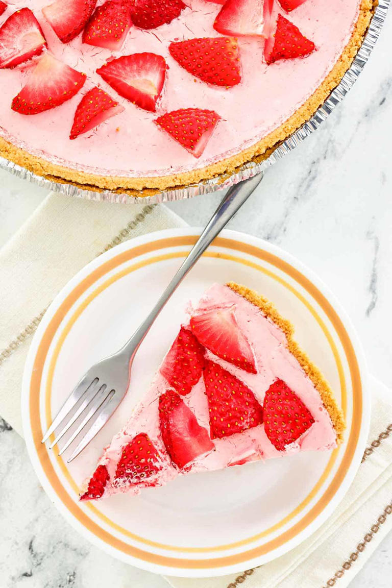 Strawberry Jello Pie