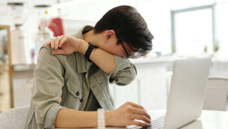 ¿Qué es la tos paroxística y por qué debes atenderla?