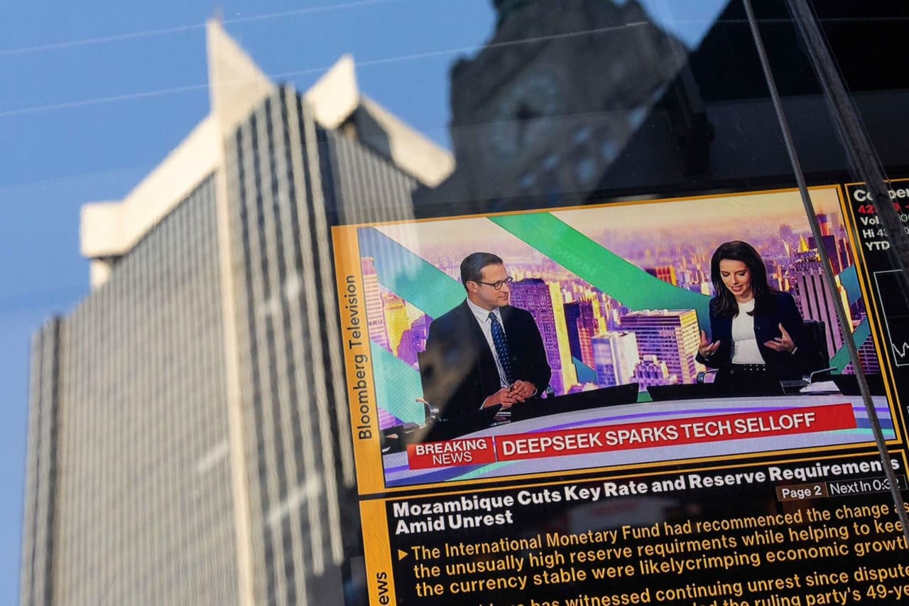 DeepSeek Chief’s Journey From Math Geek to Global Disruptor