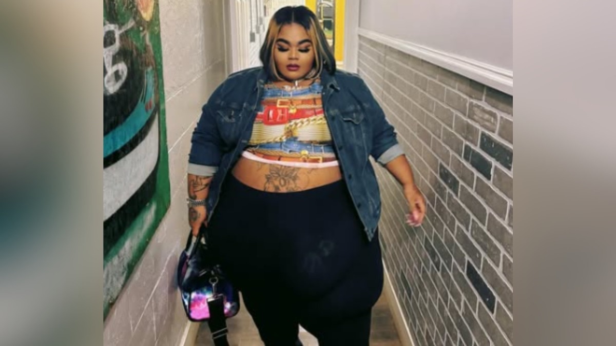 Video: US rapper claims driver denied cab ride over her body size