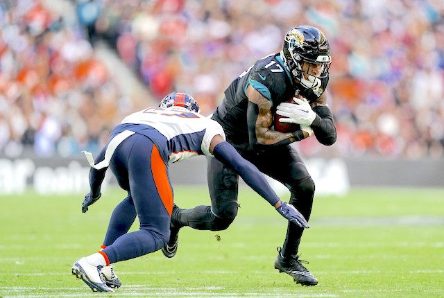 Evan Engram Visiting With Broncos