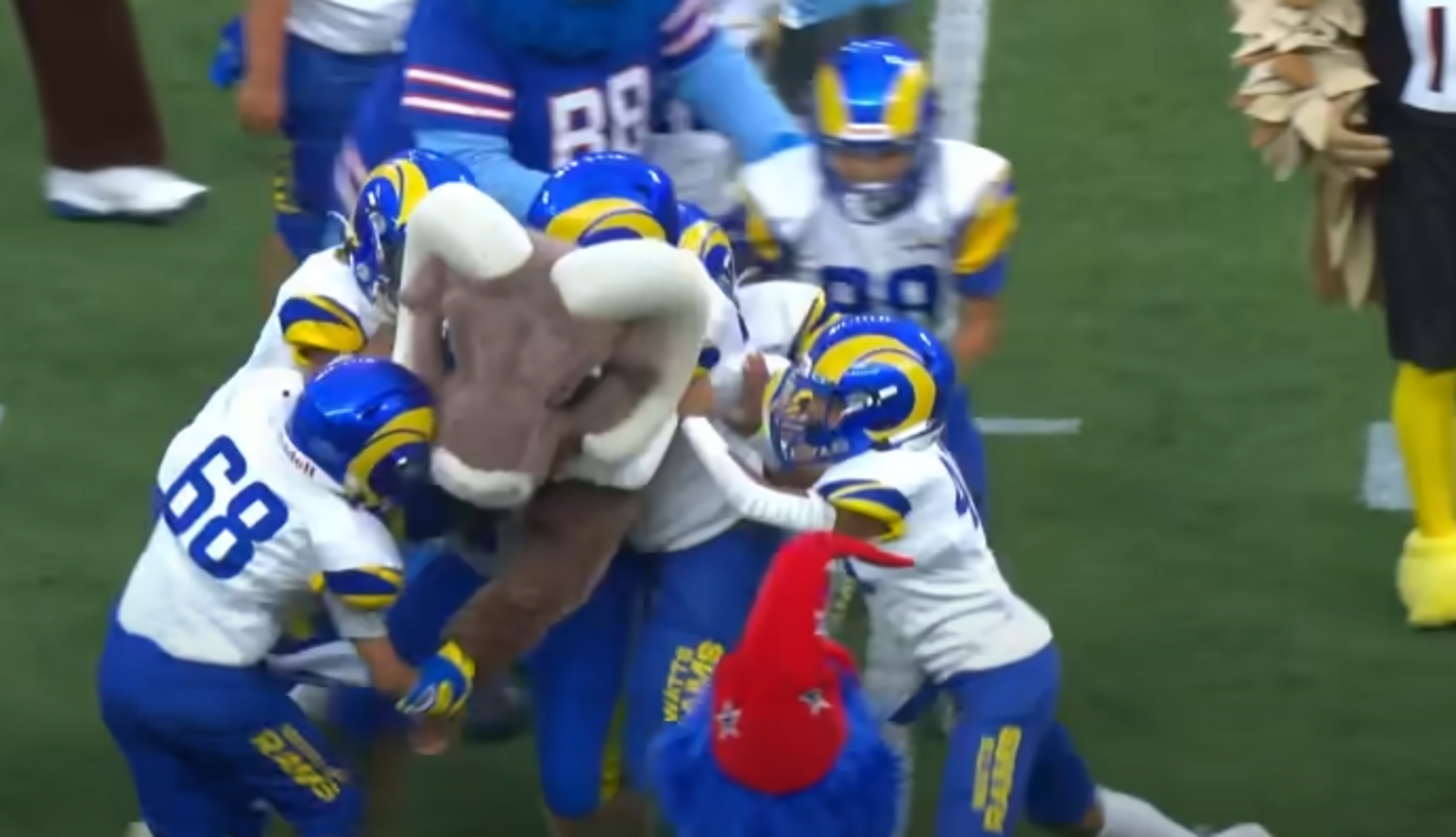 The all-time most memorable mascot moments