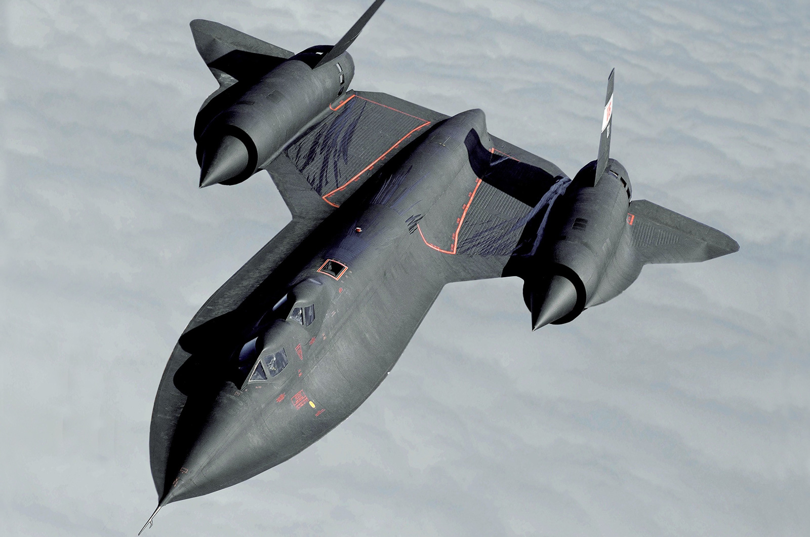 10 incredible features of the Lockheed SR-71 Blackbird