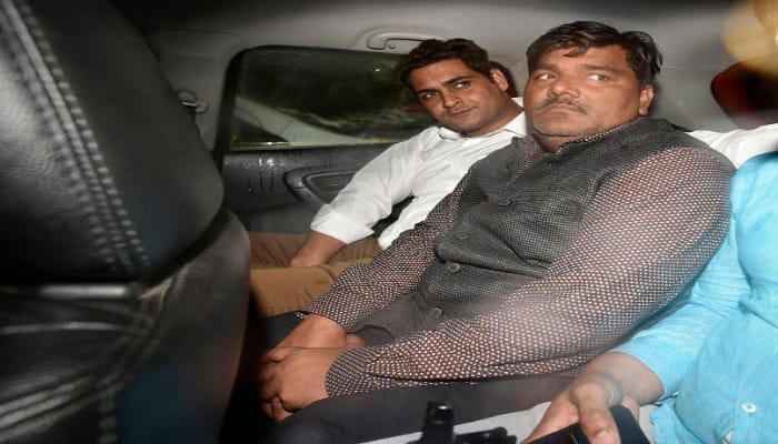 BREAKING: Supreme Court grants custody parole to Delhi riots accused ... BREAKING: Supreme Court grants custody parole to Delhi riots accused ...