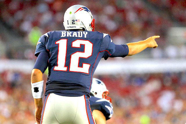 Grading The Six Quarterbacks Taken Ahead Of Tom Brady In The 2000 NFL Draft