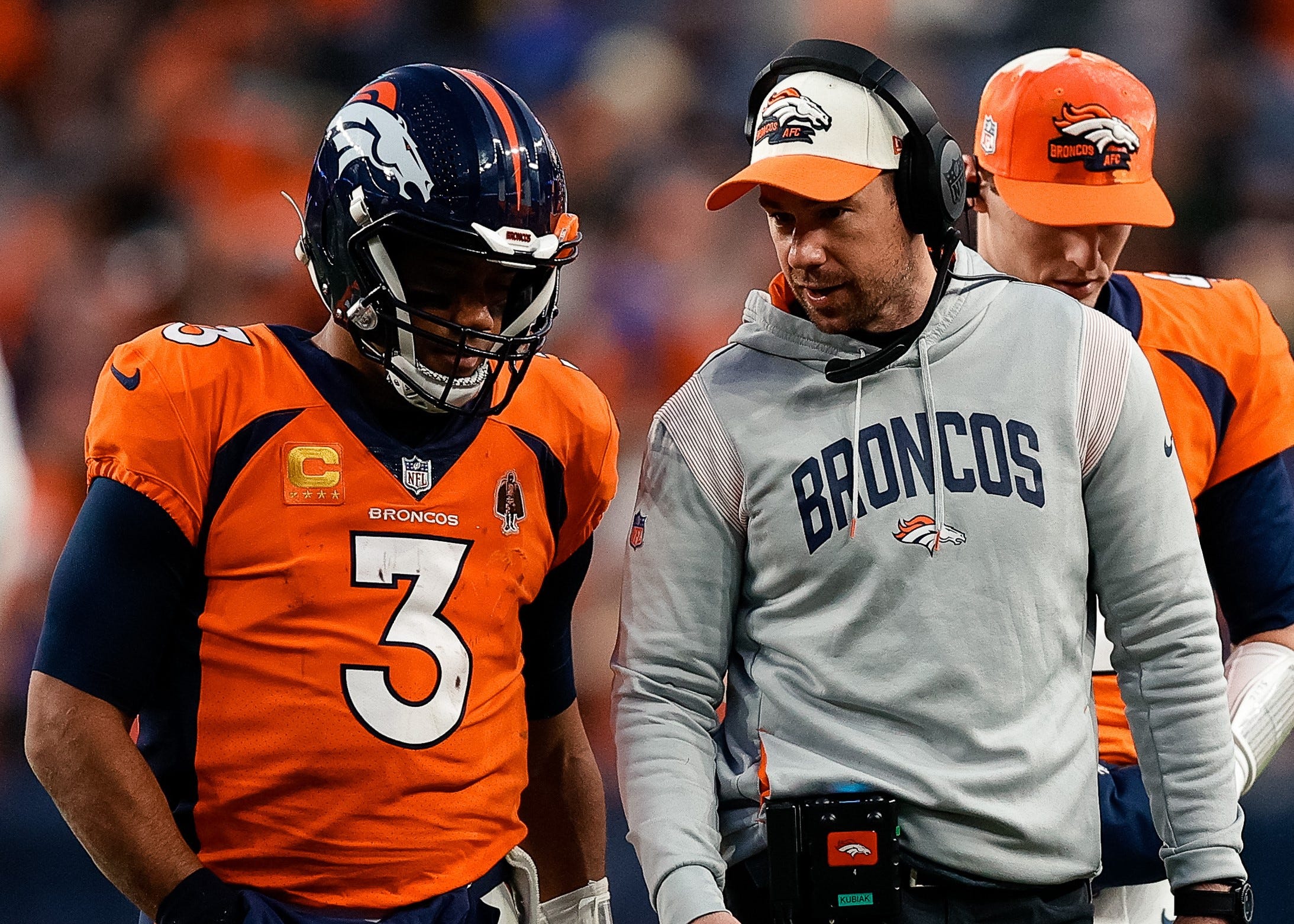 Ex-Broncos QBs coach gets OC job with Seahawks