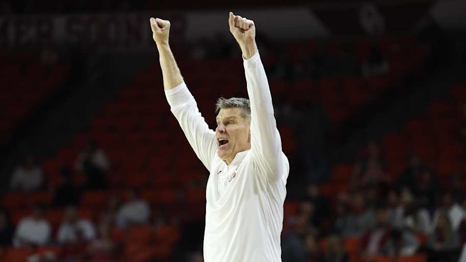 OU Basketball: Oklahoma Coach Porter Moser Set for Return to College ...