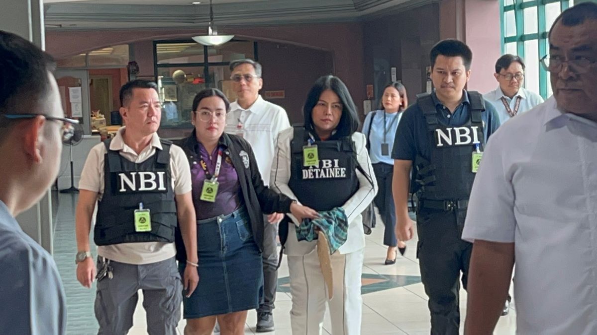 Mary Ann Maslog convicted of graft in textbook scam case