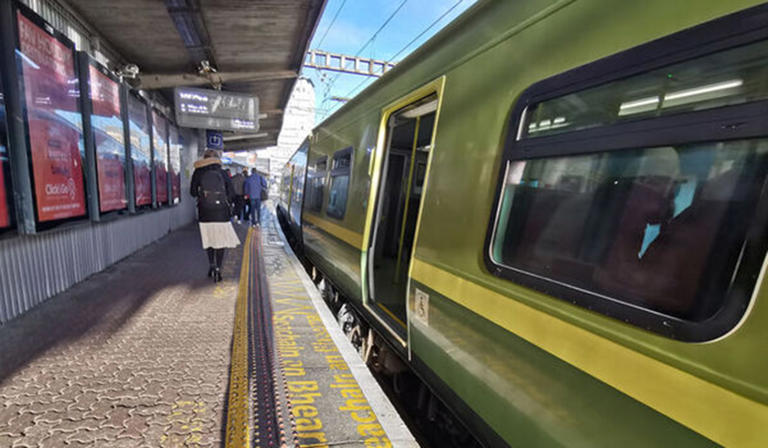 Commuters warned of major delays on all DART services after signal ...