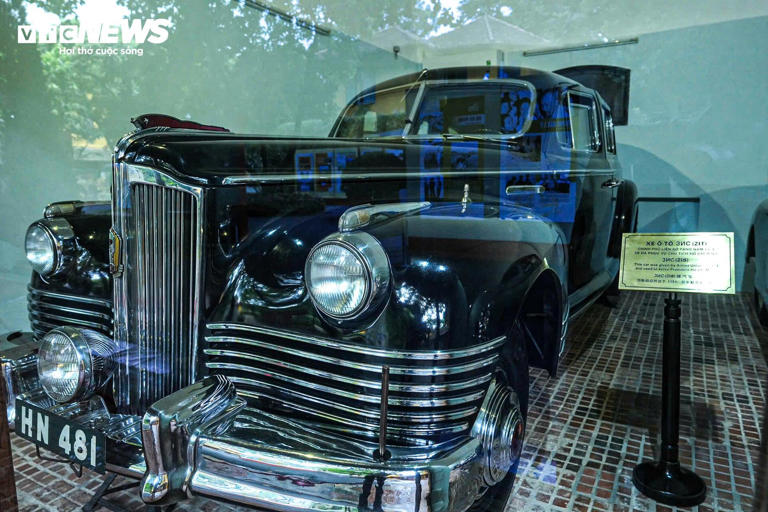 Unfall Leipzig-Paunsdorf: Pkw kollidiert mit Straßenbahn