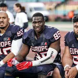 Former ELF Star Adedayo Odeleye re-signs with the Baltimore Ravens