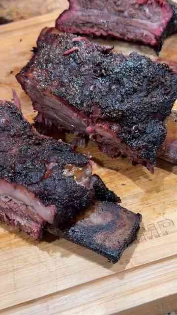 Smoked Beef Ribs on the New Powder Coated Hasty Bake Roughneck!