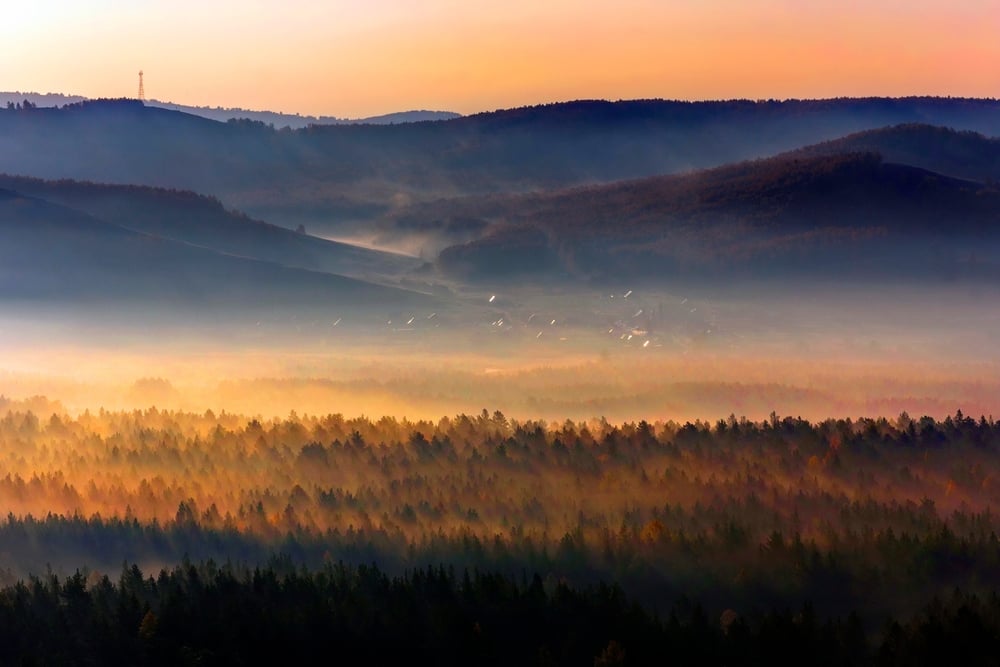 11 Places Where Travelers Have Reported the Most UFO Sightings