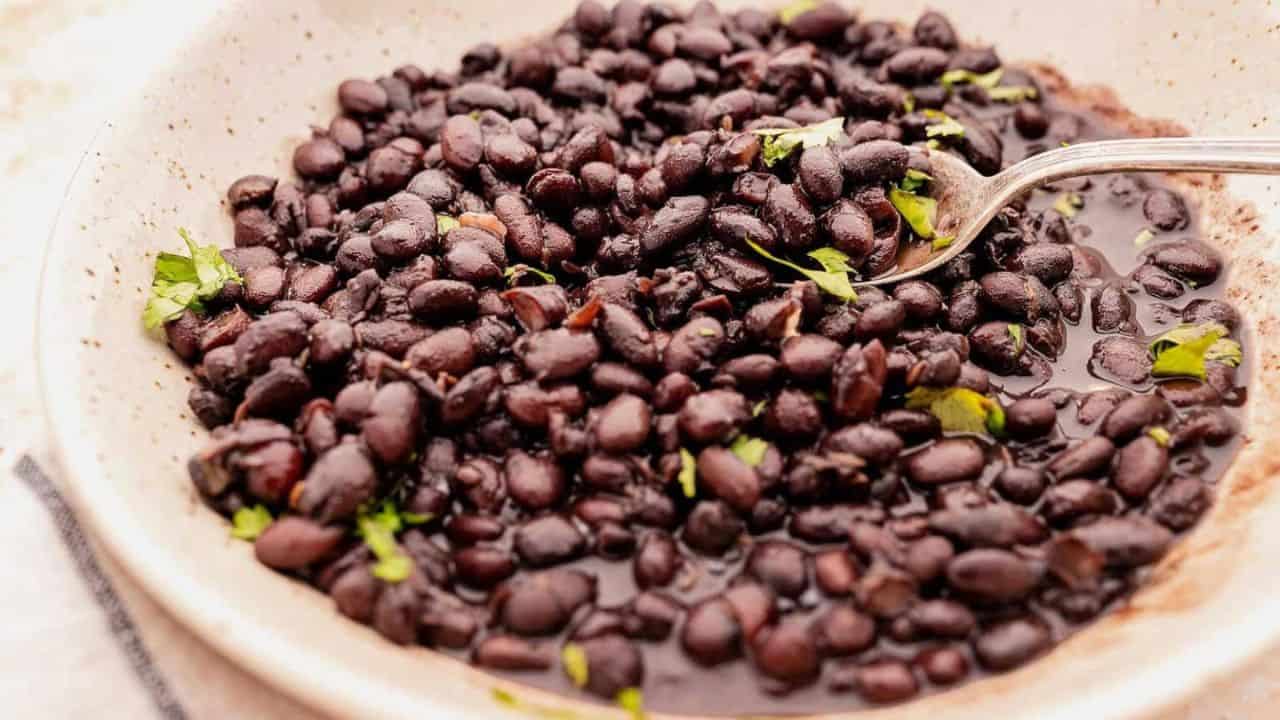 21 Slow Cooker Dishes That Save Time and Taste Amazing