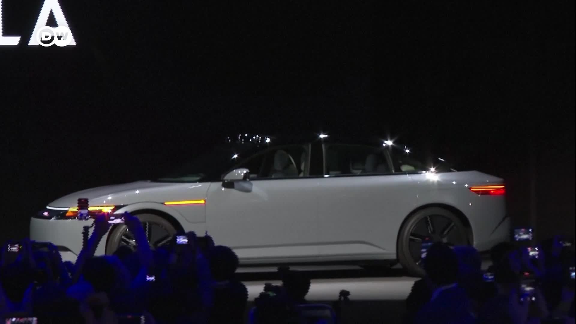 CES tech trade show starts in Las Vegas