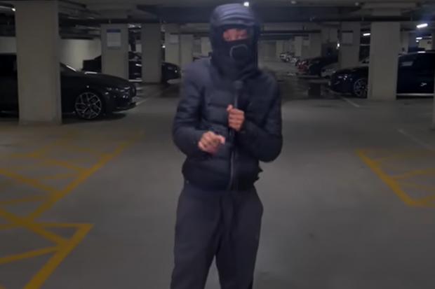 Boy, 14, stabbed to death on bus in Woolwich named as ‘online rapper ...