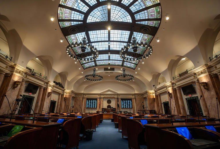 Kentucky bill would segregate prisons by biological sex, ban gender ...