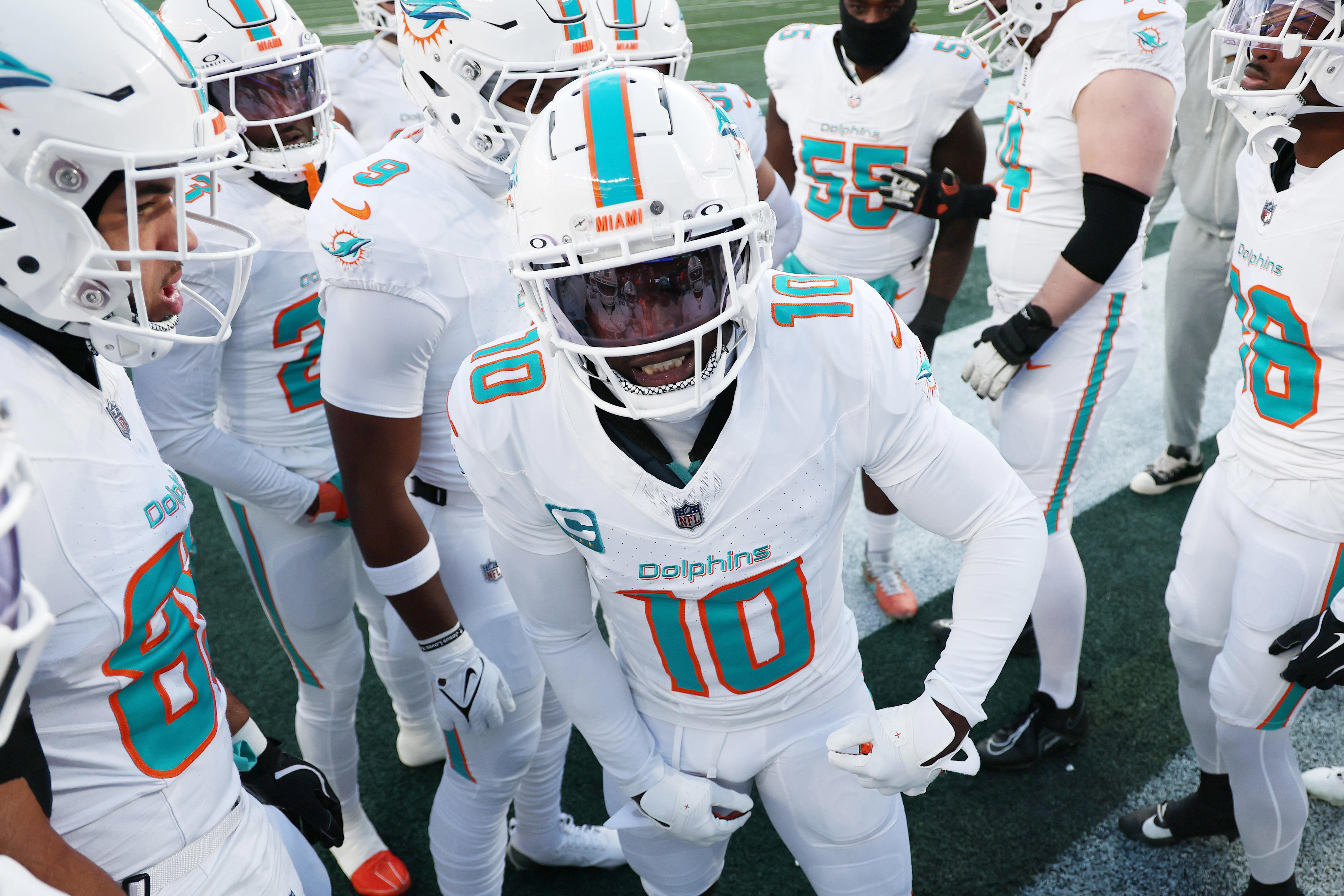 Miami Dolphins' Tyreek Hill talks a good game — now he has to live it ...