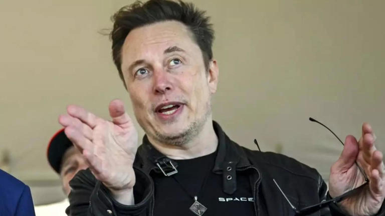 Elon Musk wonders why there is no 'Hinduphobia' Elon Musk wonders why there is no 'Hinduphobia'