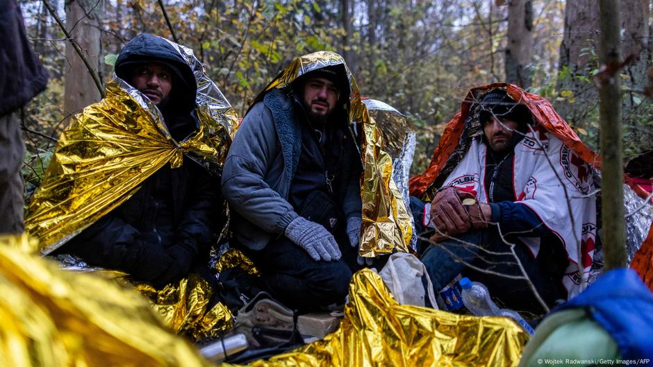 Activists push for Syrians to be allowed to go back home on short ...