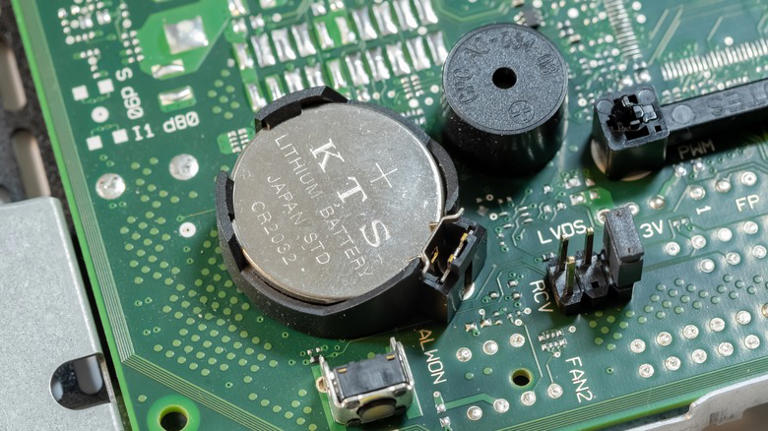 How To Clear Your Computer's CMOS