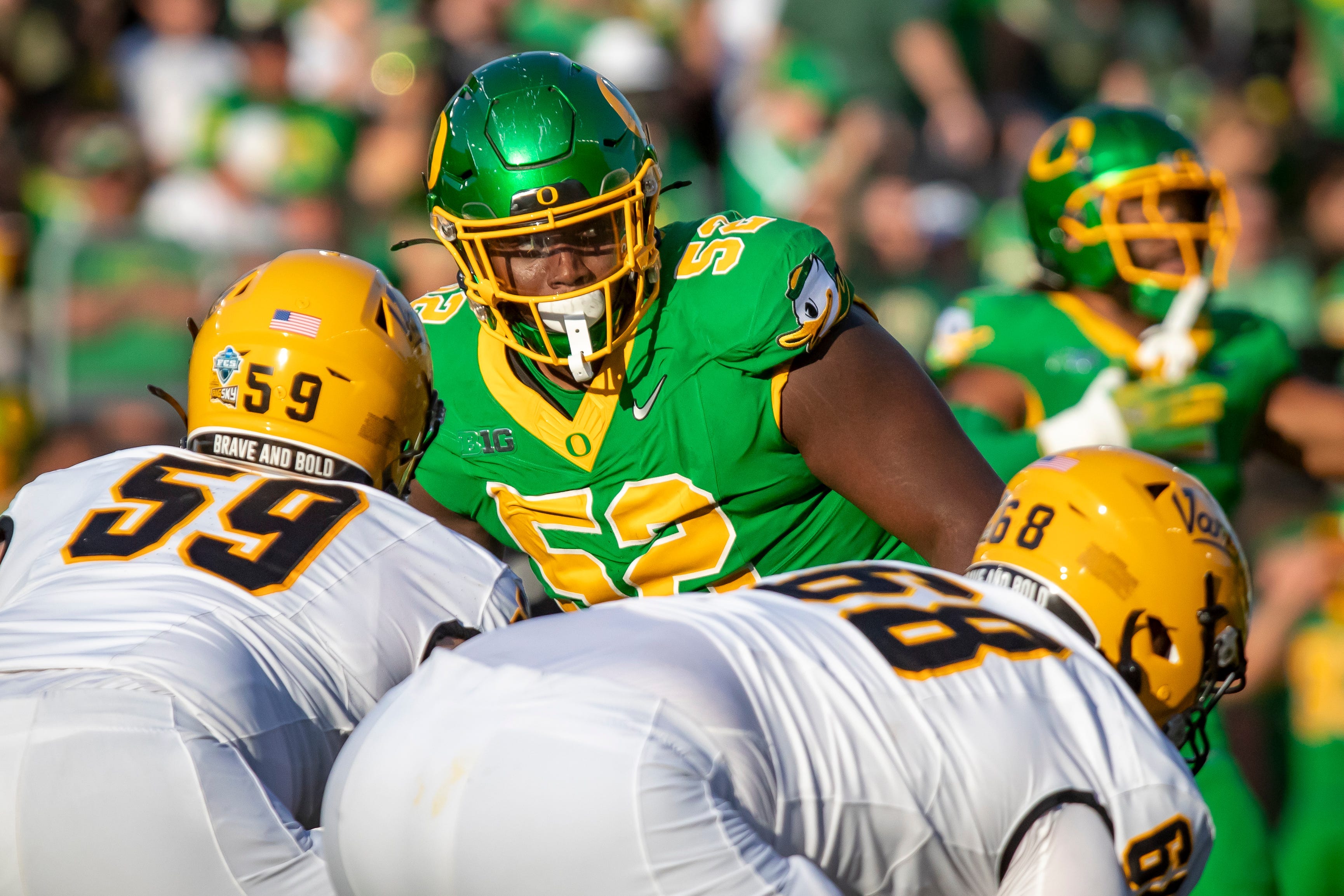 Checking in with the Oregon Ducks DL room ahead of the 2025 season