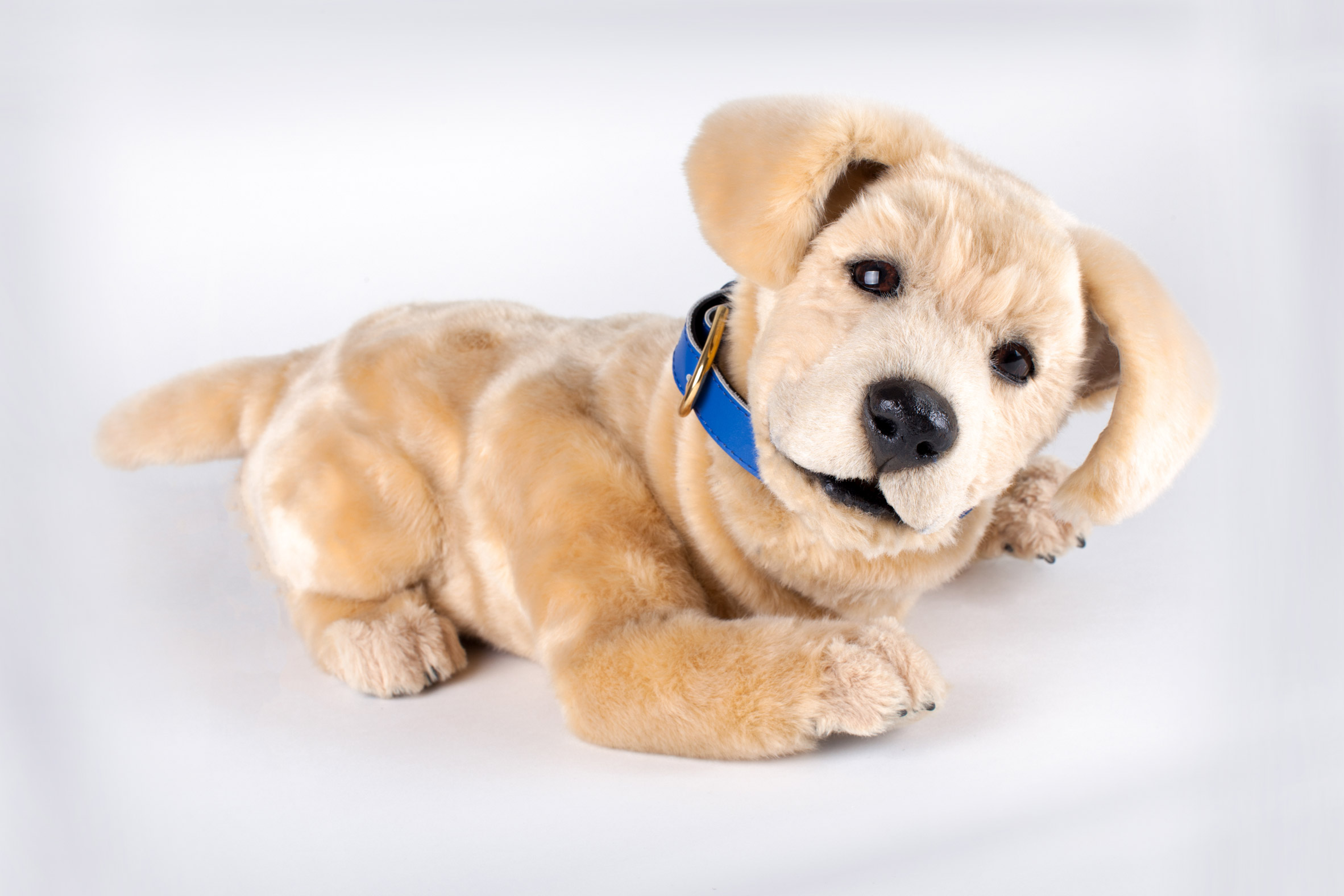 Tombot and Creature Shop create "hyper-realistic" robotic puppy for ...