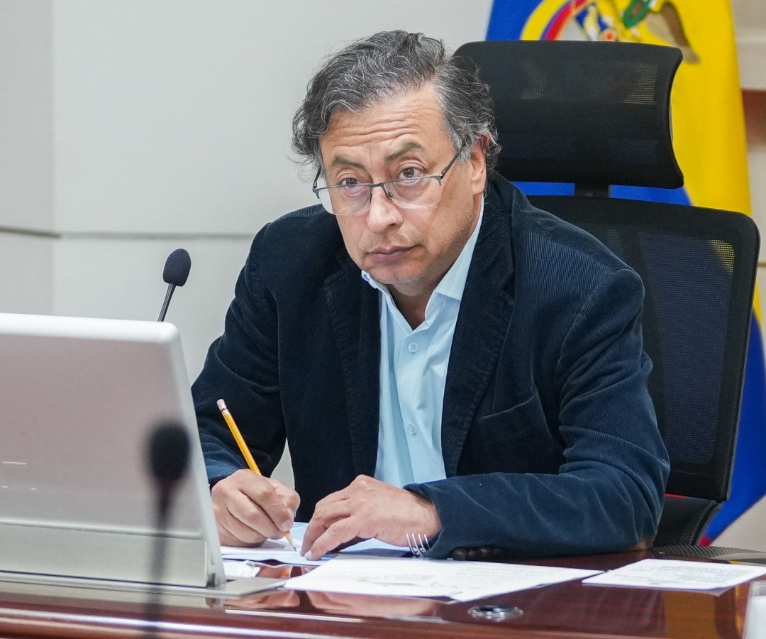 Presidente Petro aseguró que su exministro de cultura mintió tras renunciar al cargo