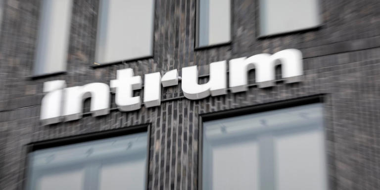Intrum beviljas rekonstruktion i Sverige