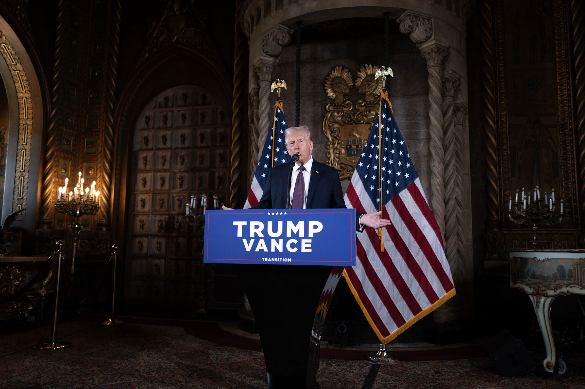Trump mulls emergency powers for sweeping economy tariffs Trump mulls emergency powers for sweeping economy tariffs