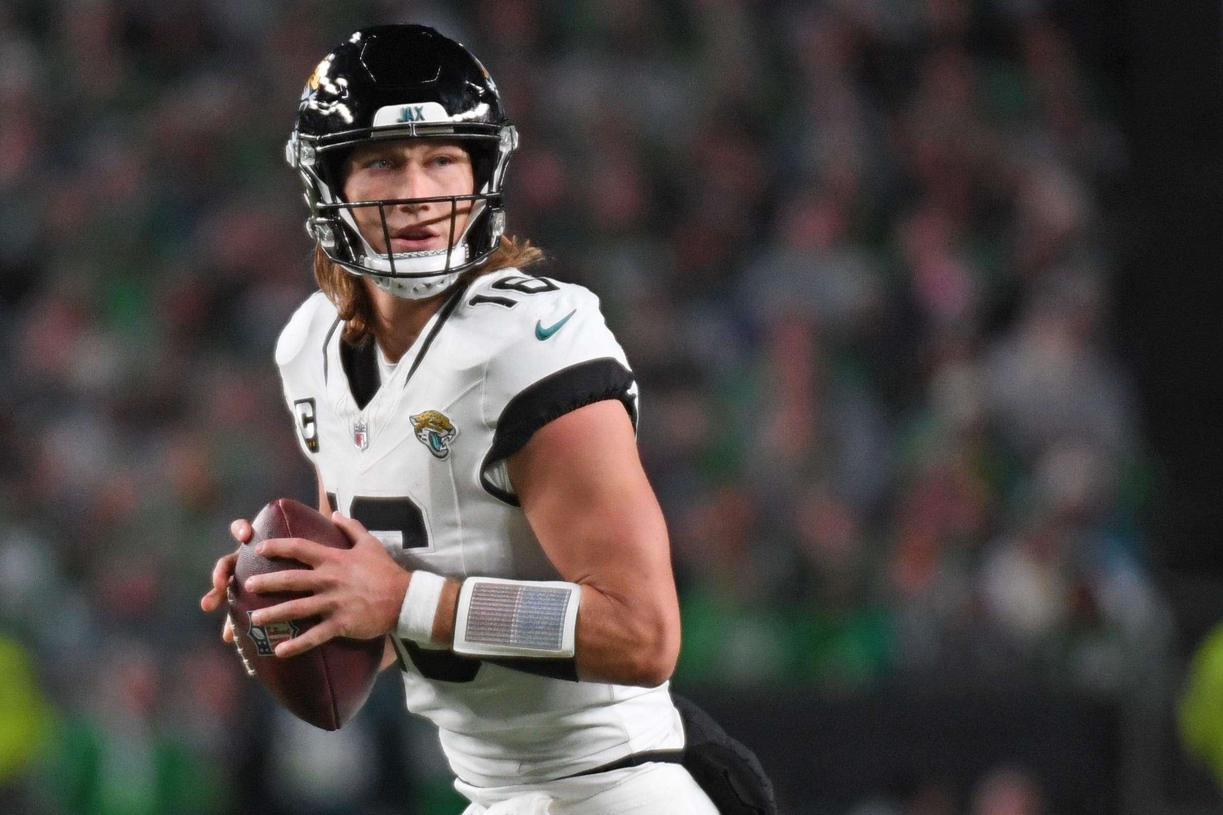 Jaguars' QB Trevor Lawrence shares update on shoulder injury