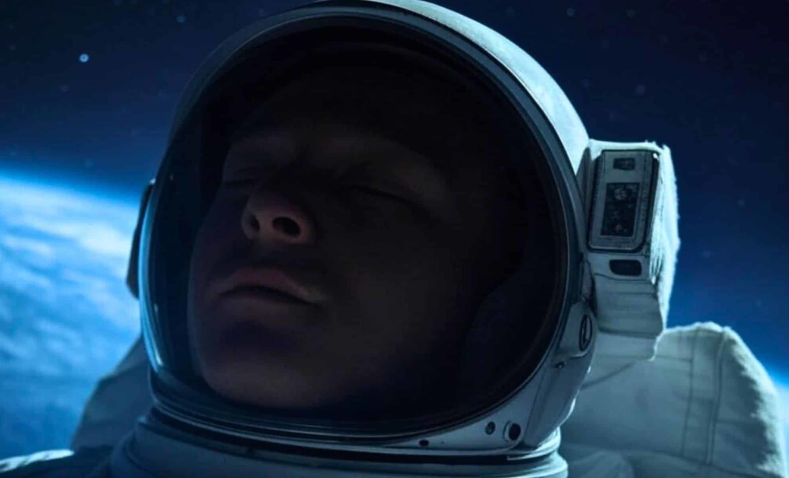 What Happens If an Astronaut Dies in Space? NASA’s Haunting Protocol ...