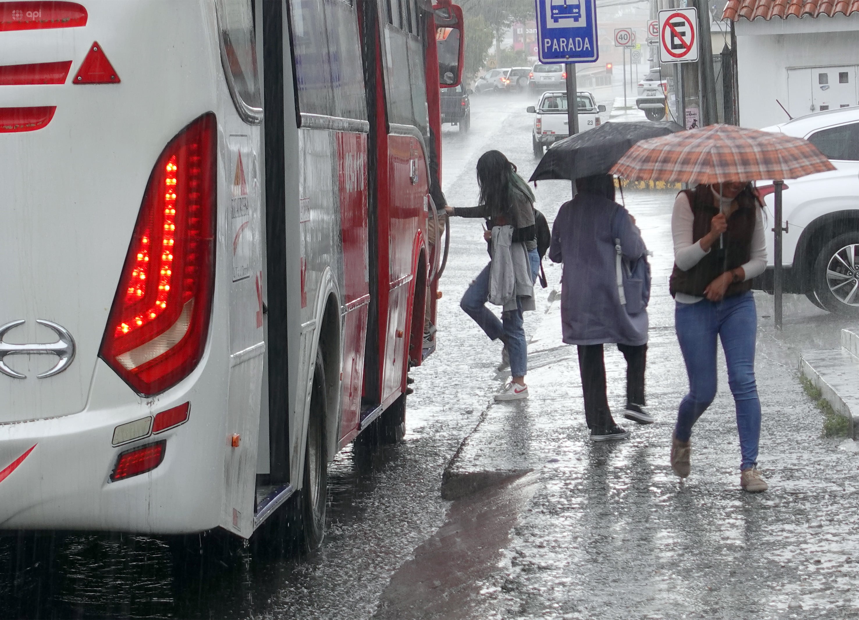INAMHI advierte lluvias intensas y riesgo de deslizamientos