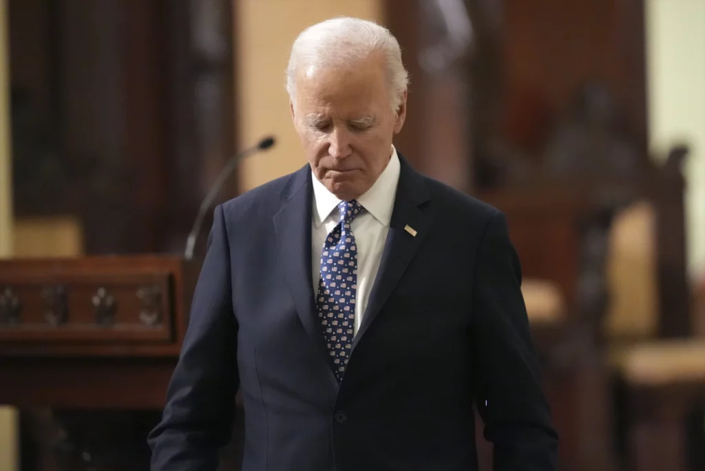 Jake Tapper and Alex Thompson release book on Biden’s cognitive decline