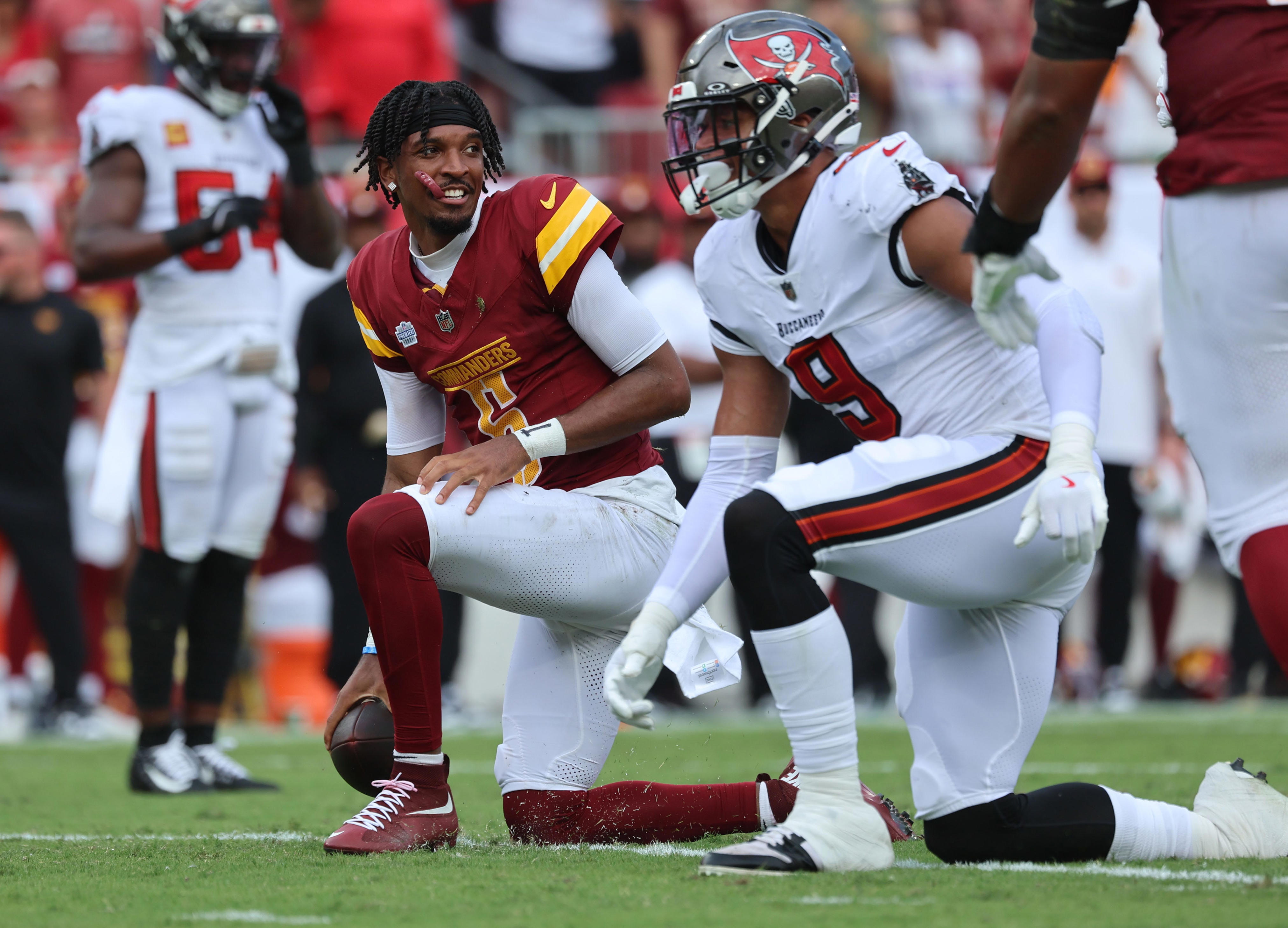 NFL playoff picks Sunday: Who wins Broncos-Bills, Packers-Eagles ...