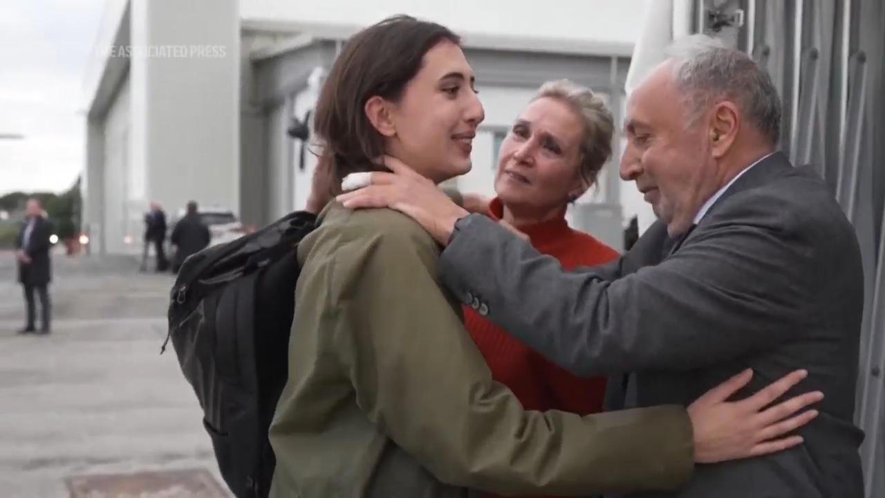 Italian journalist Cecilia Sala lands in Rome after release from ... Italian journalist Cecilia Sala lands in Rome after release from ...