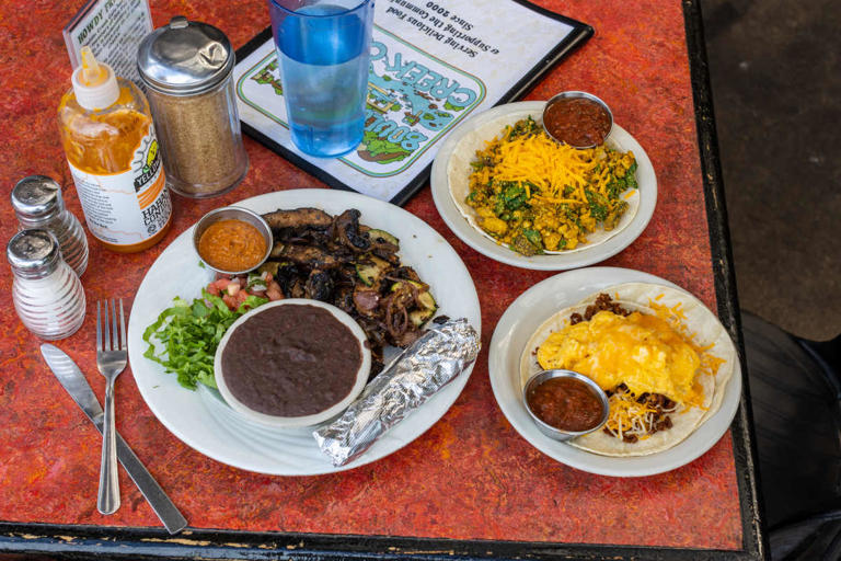 Where to eat with vegetarians in Austin