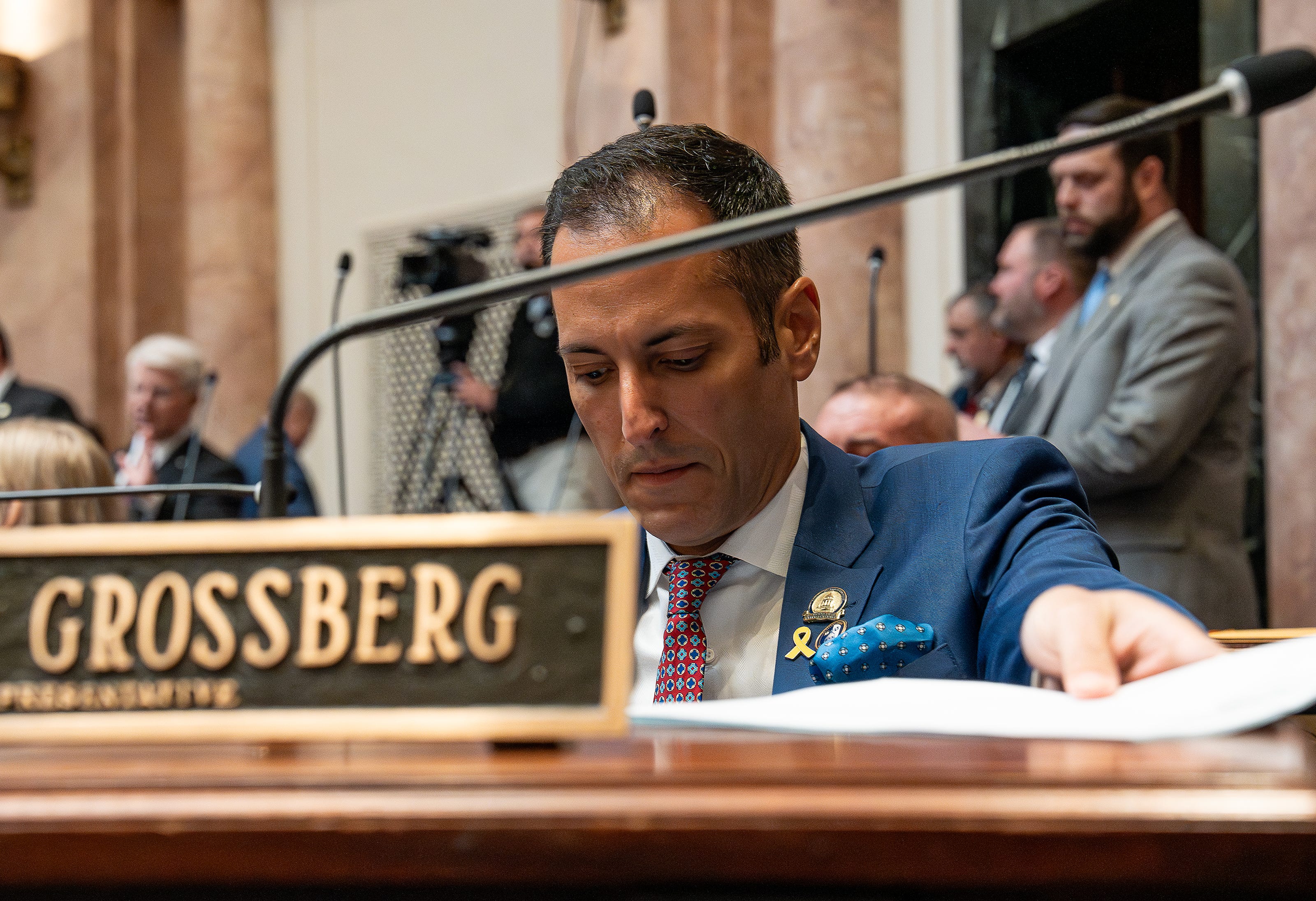 Grossberg drops lawsuit vs. KY ethics commission — but plans to take ...