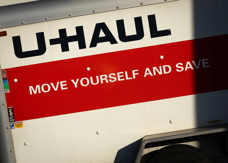 U-Haul study places NC in 2025's top 3 states for population growth