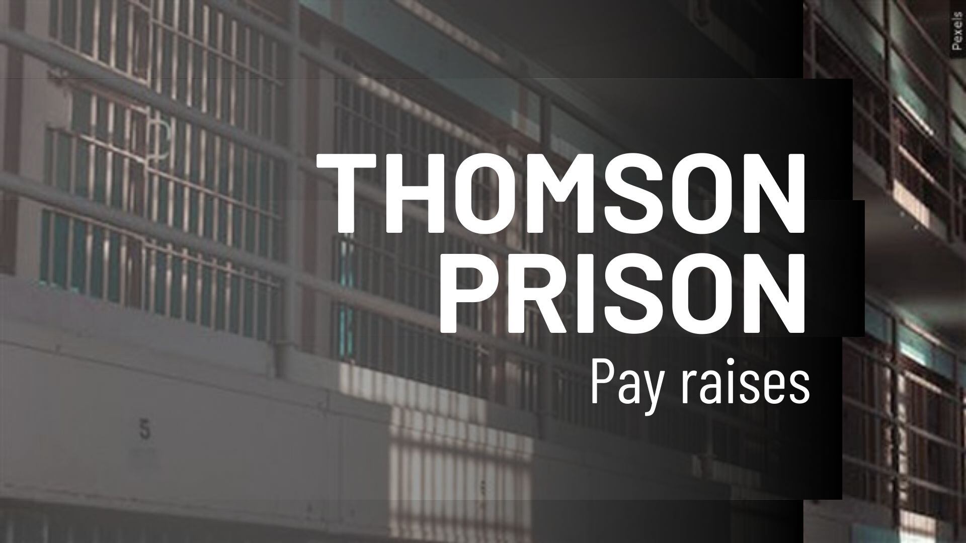 Durbin asks for pay raise for Thomson Prison workers