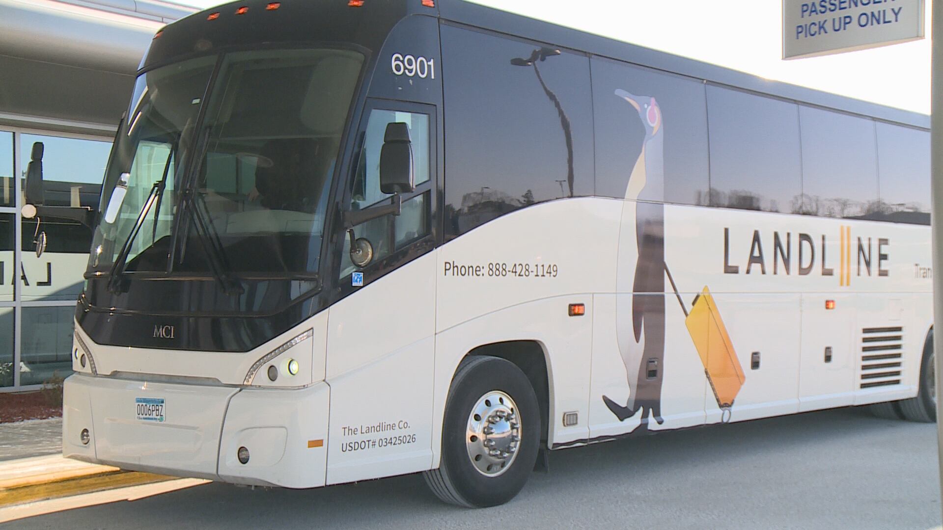 La Crosse Regional Airport partners with shuttle service to provide ...