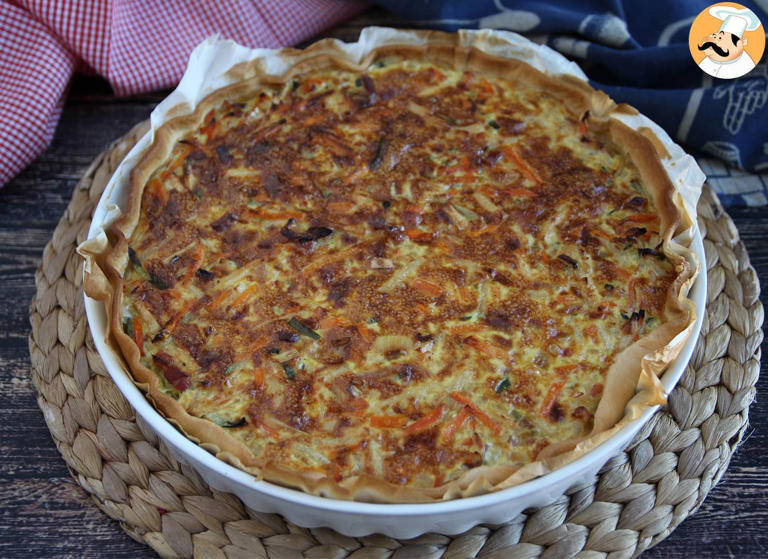 Quiche met groenten en spek waar iedereen dol op is!