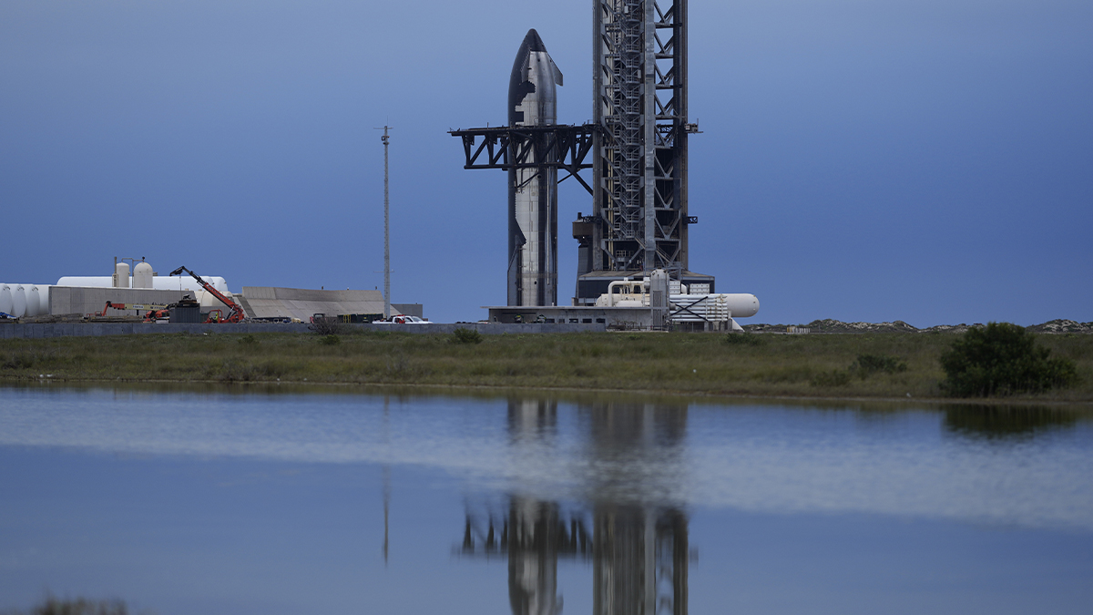 Space X espera por aprobación para realizar octava prueba de vuelo del ...
