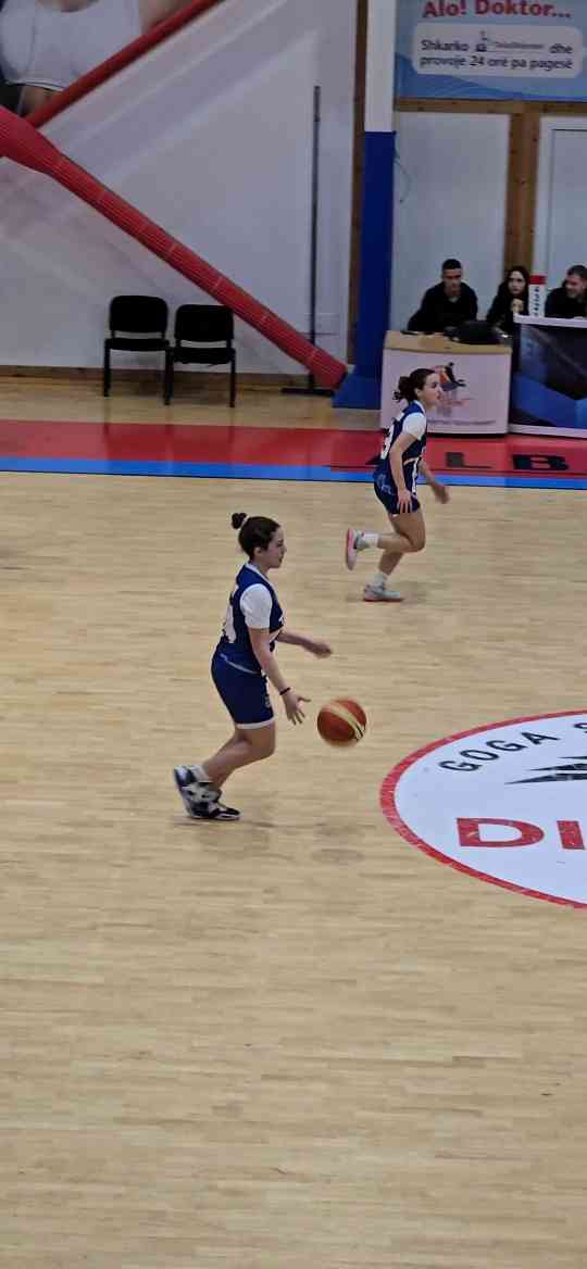 Intense Women's Basketball Game Highlights