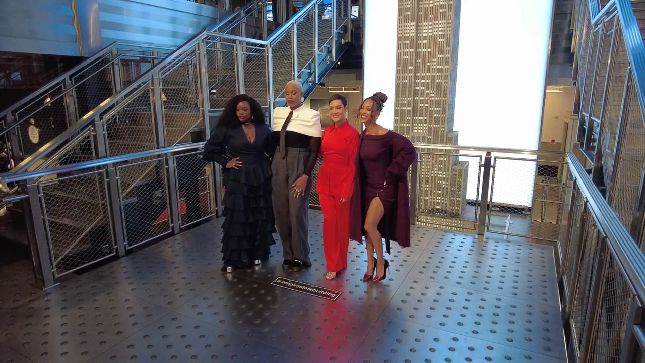 NY: Prime Video's 'Harlem' cast visits the Empire State Building ahead ...