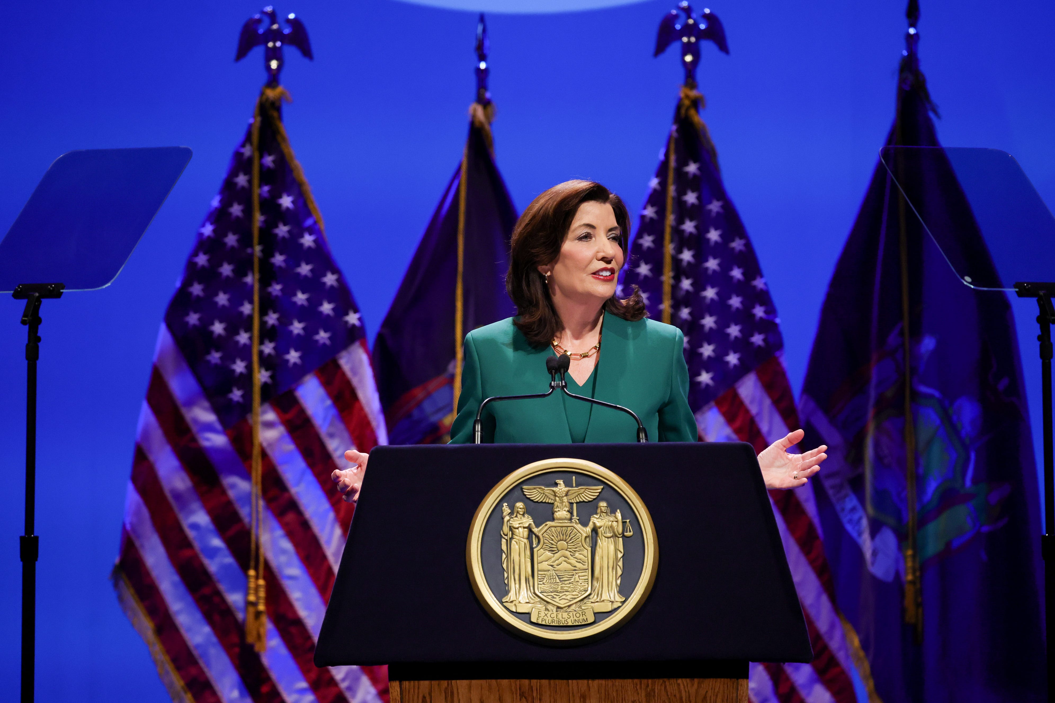 Hochul pitches income-tax cut for New Yorkers as piece of her 2025 ...